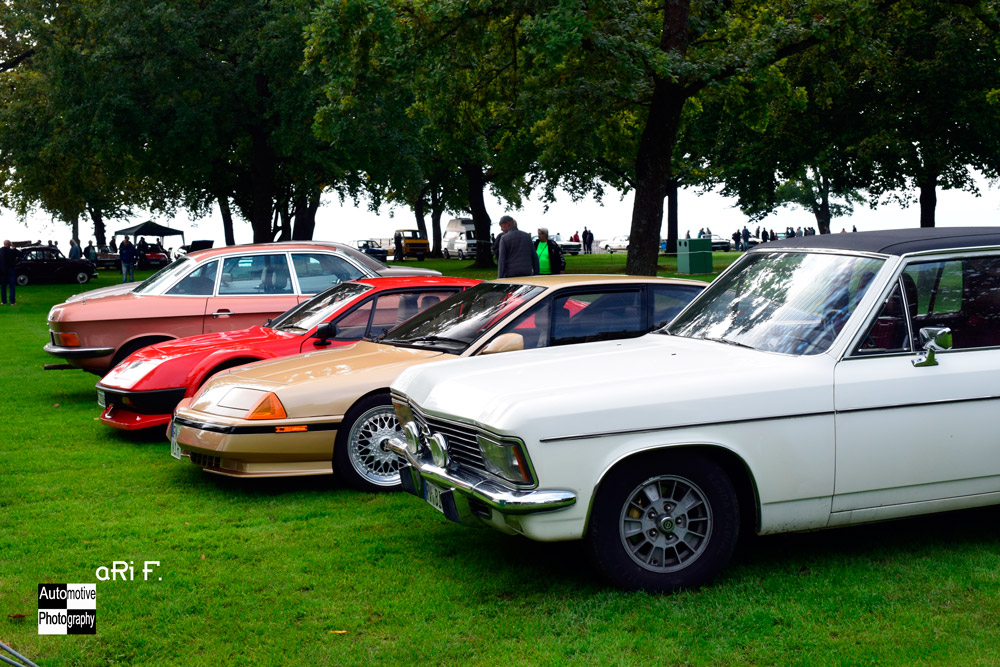 Alpine A310 V6 (1976–1980) hinter dem Opel Admiral (1969–1972 ...